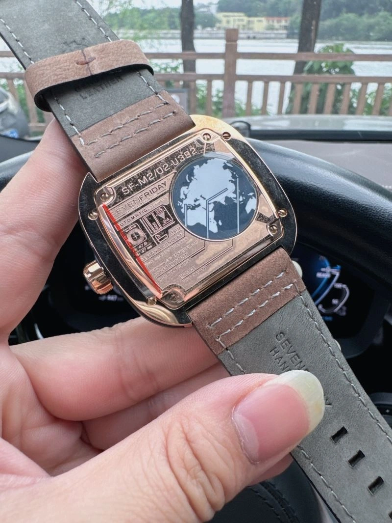 Exact replica SEVENFRIDAY Watches