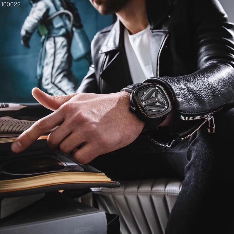 High fidelity SEVENFRIDAY Watches