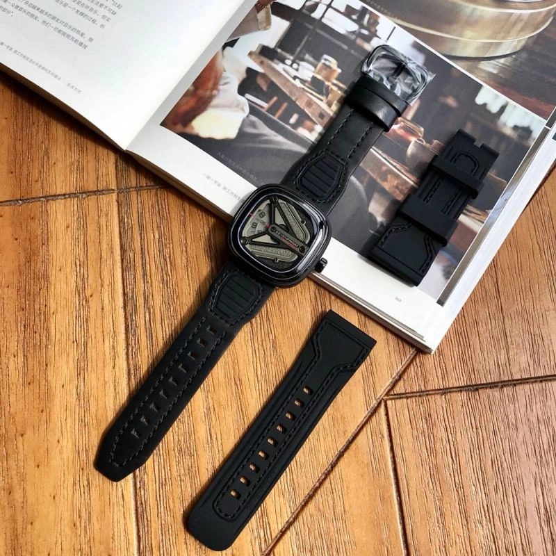 High fidelity SEVENFRIDAY Watches