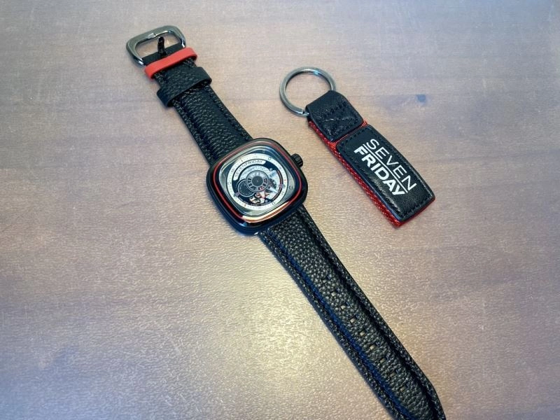 Indistinguishable SEVENFRIDAY Watches