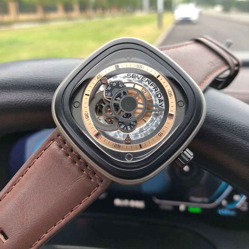 Top mirror SEVENFRIDAY Watches