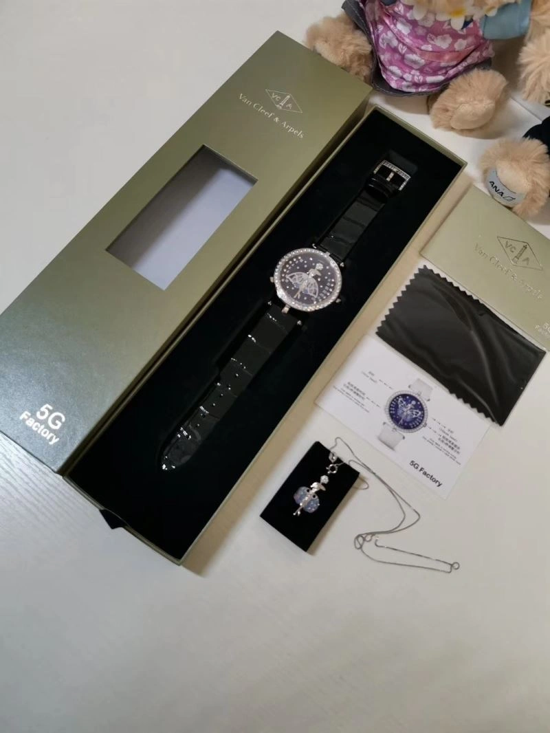 SWAROVSKI Watches