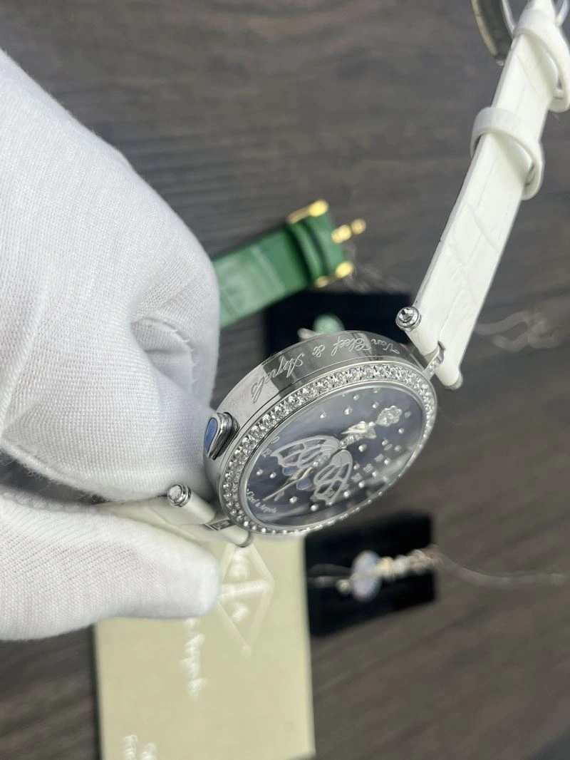 High accuracy SWAROVSKI Watches