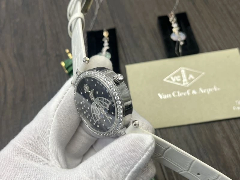 High accuracy SWAROVSKI Watches