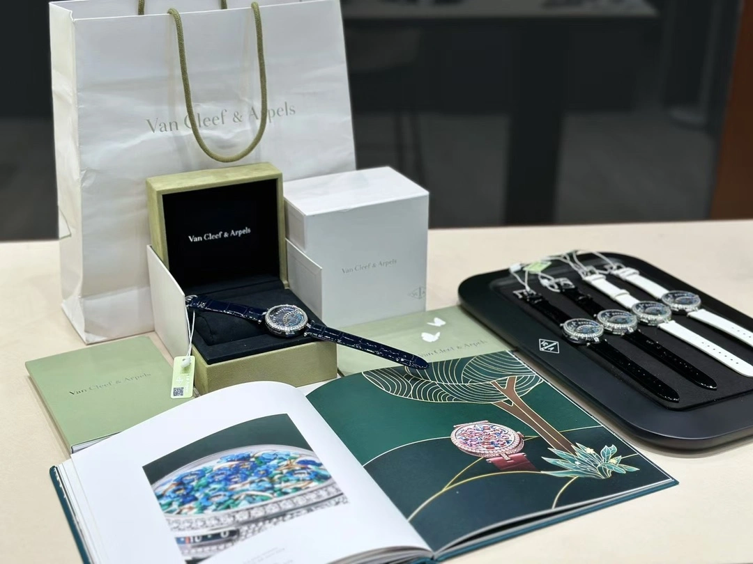 SWAROVSKI Watches