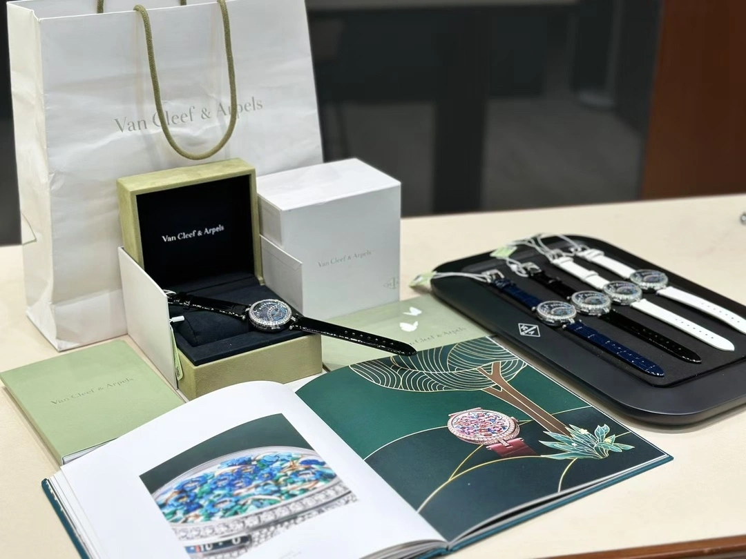 SWAROVSKI Watches