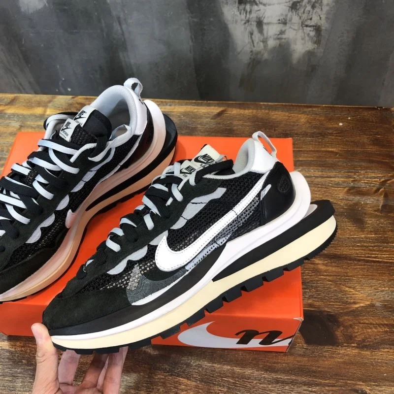 Top match Sacai x Nike VaporWaffle Shoes