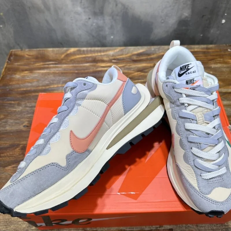 High accuracy Sacai x Nike VaporWaffle Shoes