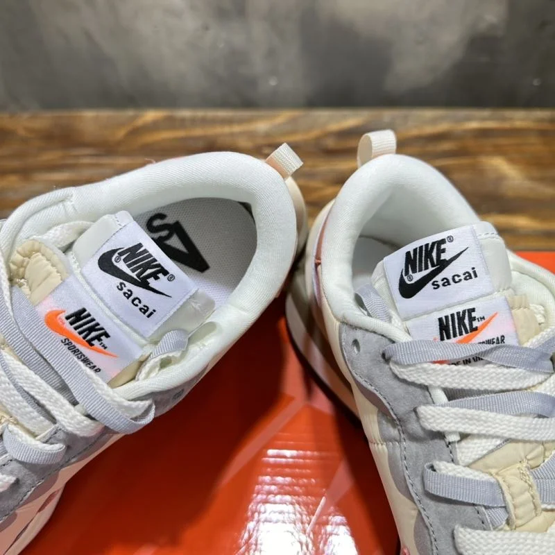 High accuracy Sacai x Nike VaporWaffle Shoes