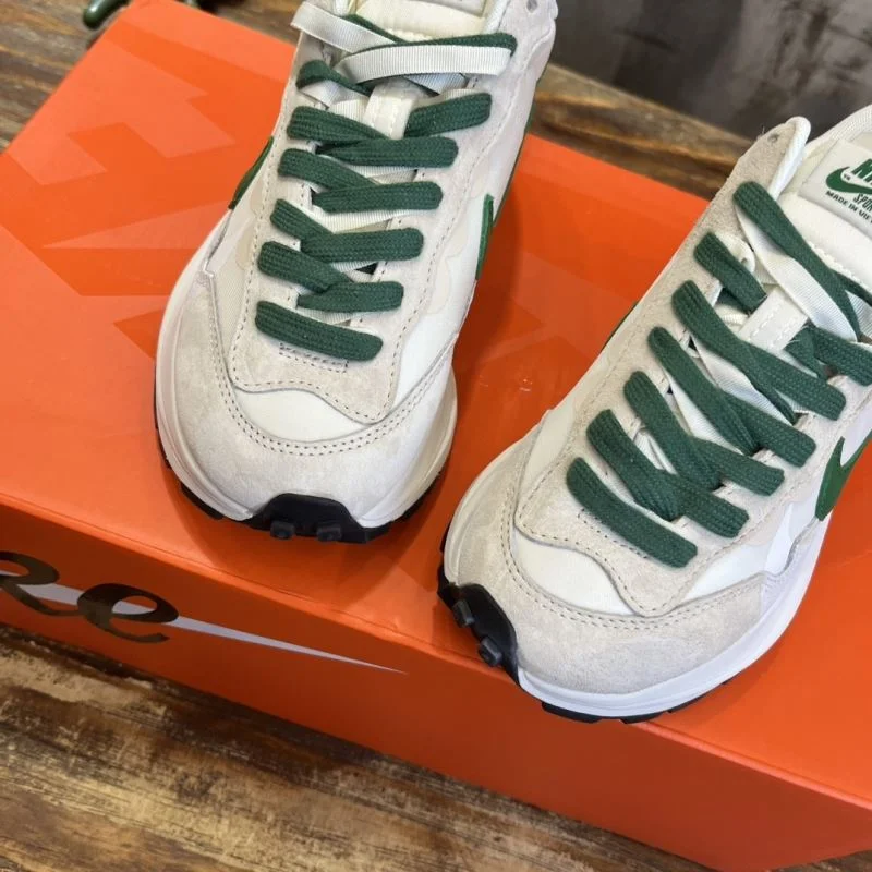 Top match Sacai x Nike VaporWaffle Shoes