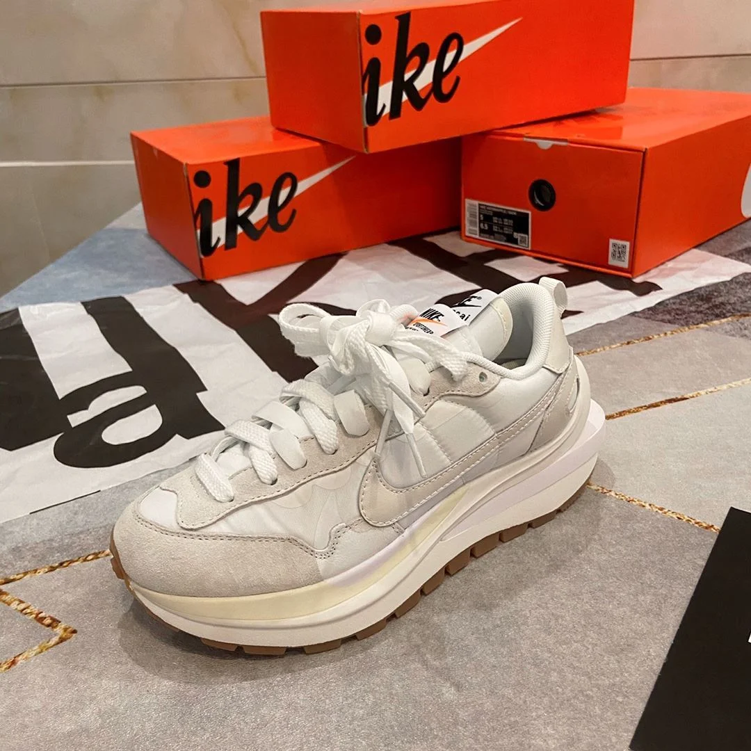 Value-priced Sacai x Nike VaporWaffle Shoes