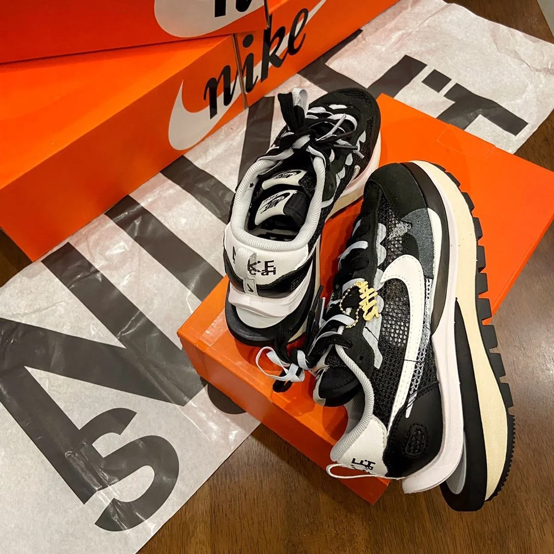 Factory-made Sacai x Nike VaporWaffle Shoes
