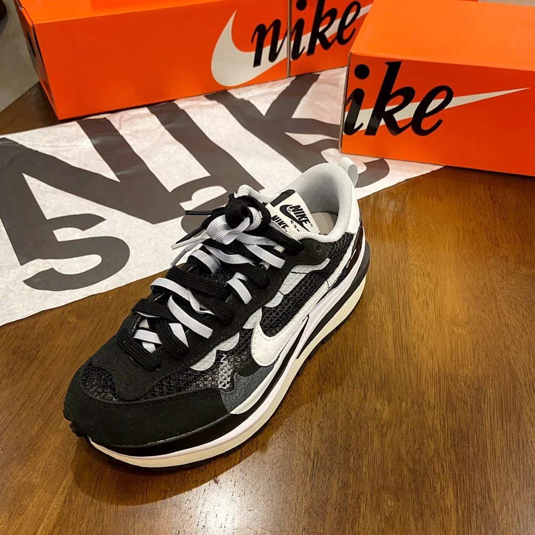 Factory-made Sacai x Nike VaporWaffle Shoes