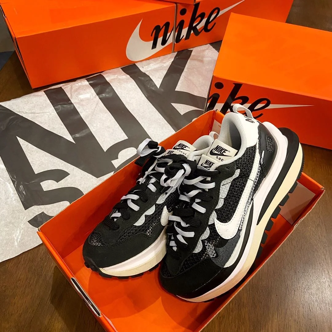 Factory-made Sacai x Nike VaporWaffle Shoes