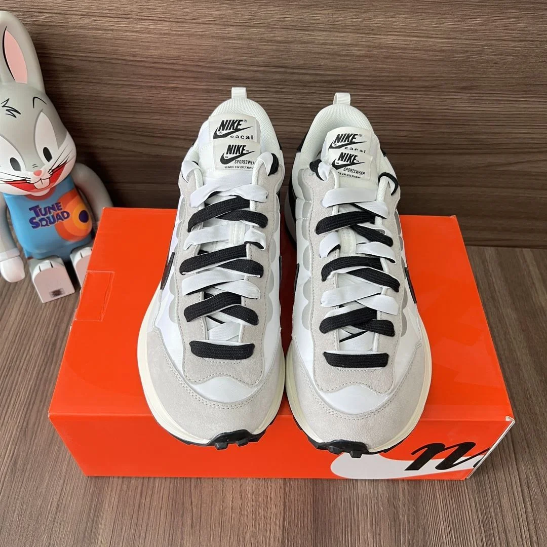 Exact replica Sacai x Nike VaporWaffle Shoes