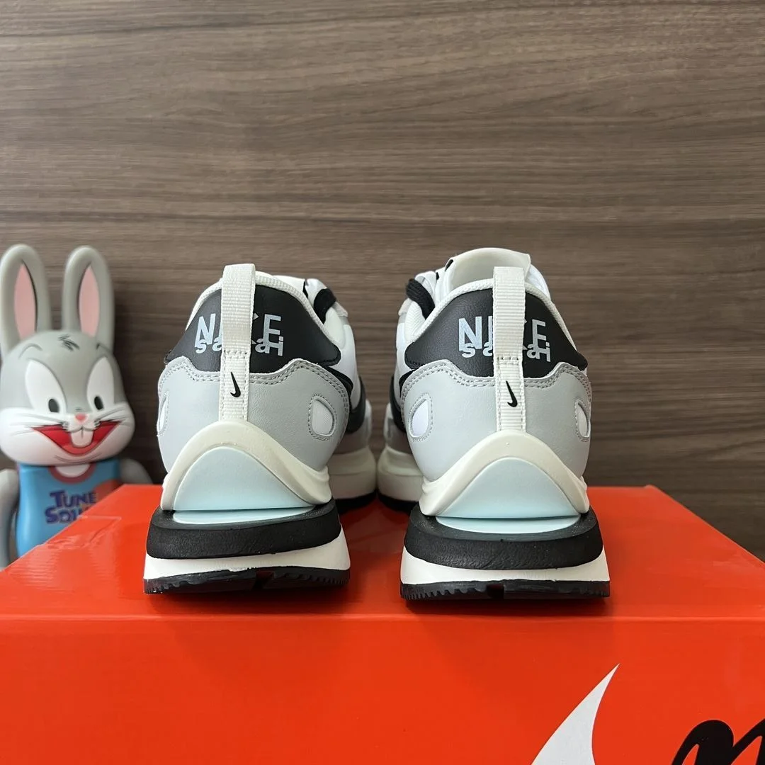 Exact replica Sacai x Nike VaporWaffle Shoes