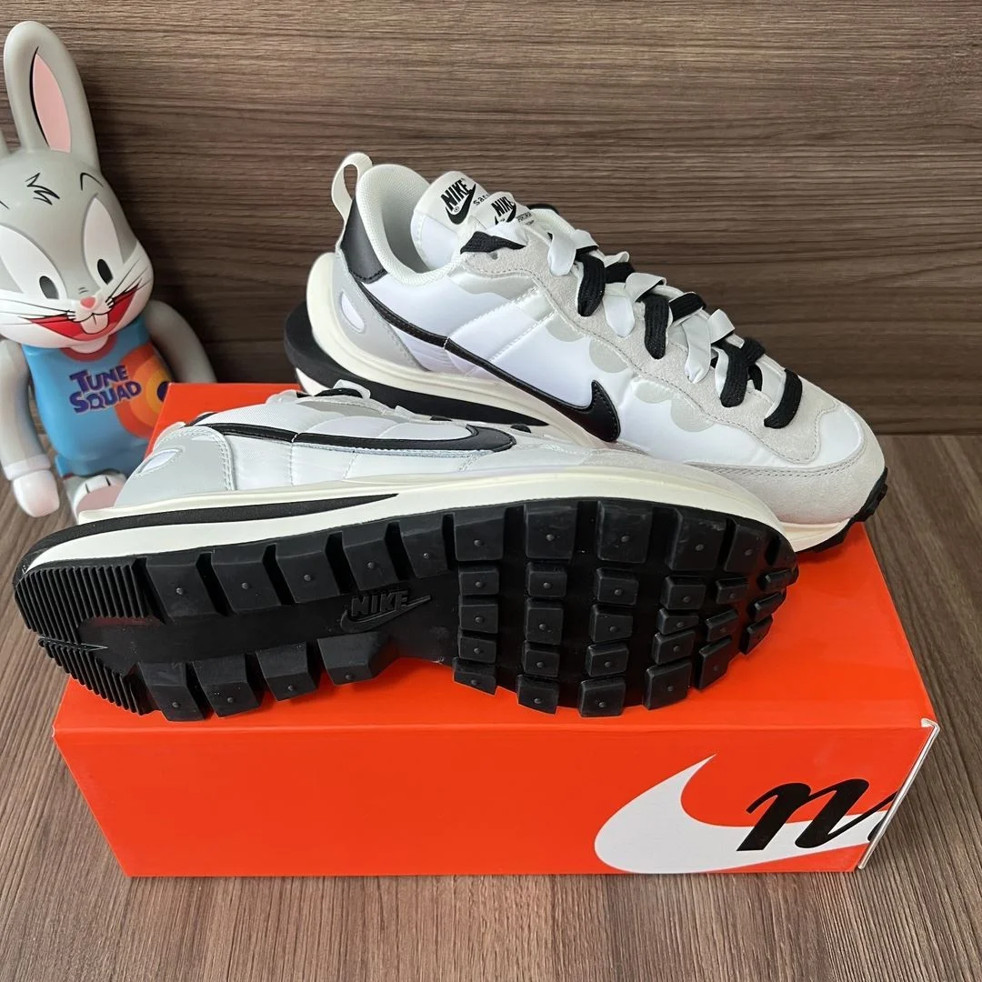 Exact replica Sacai x Nike VaporWaffle Shoes