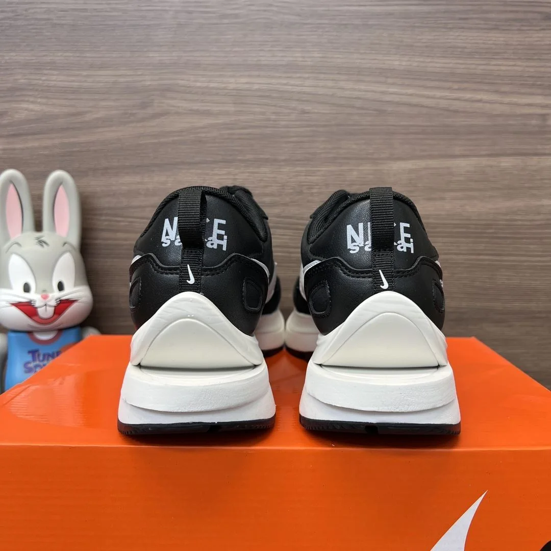 Accurate model Sacai x Nike VaporWaffle Shoes