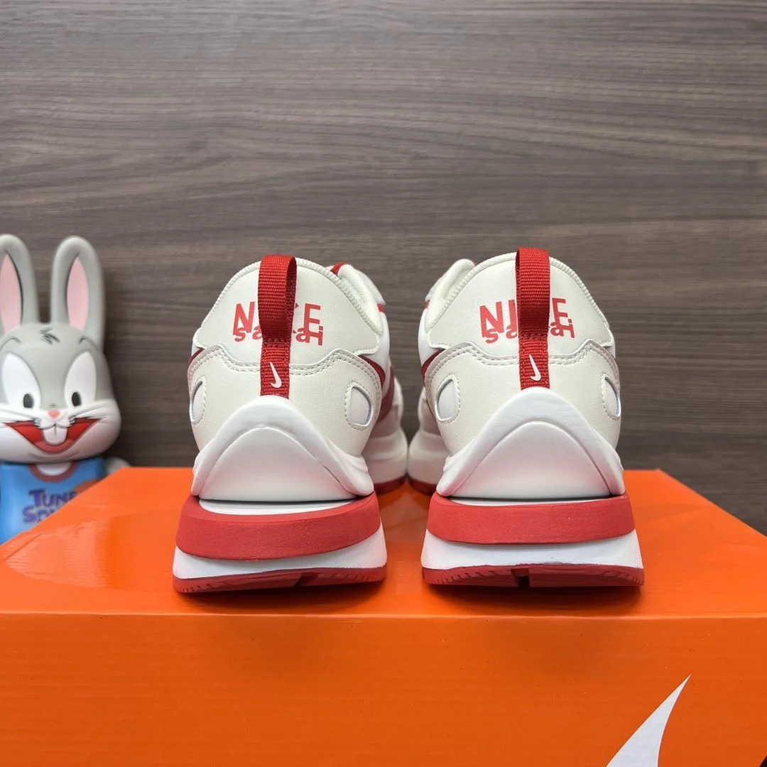 High accuracy Sacai x Nike VaporWaffle Shoes