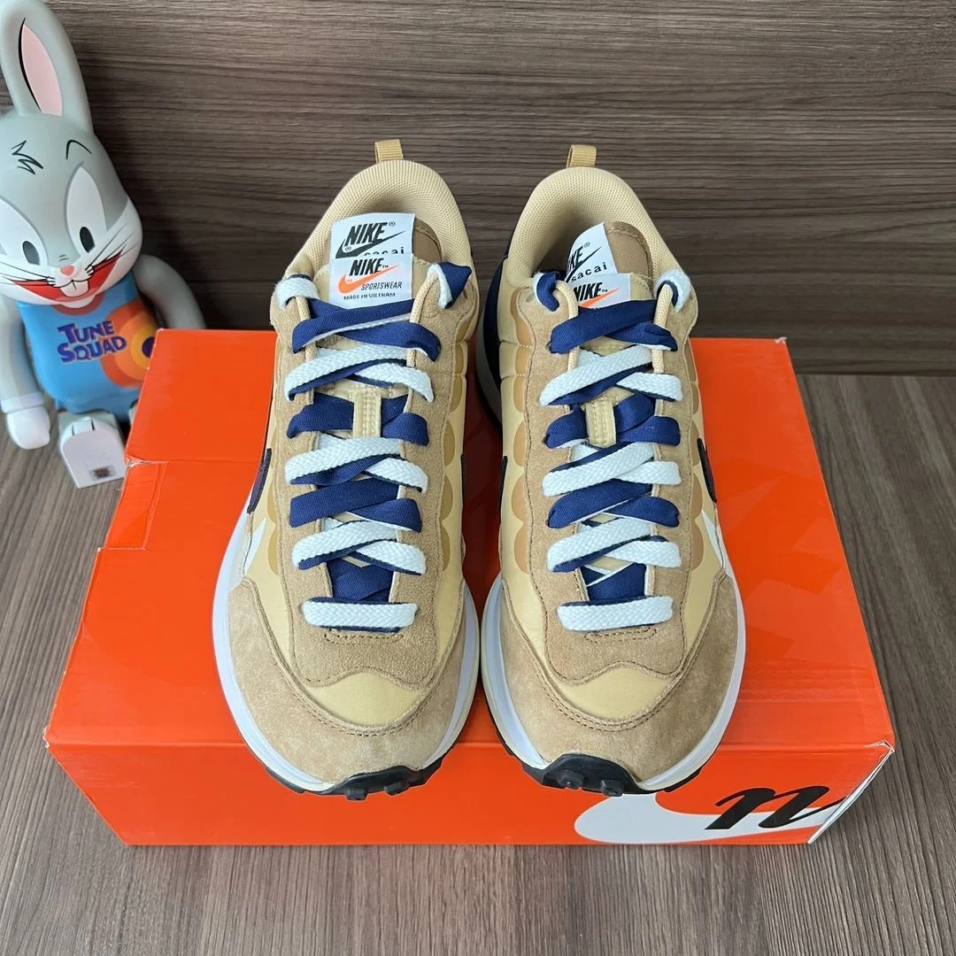 Discounted Sacai x Nike VaporWaffle Shoes