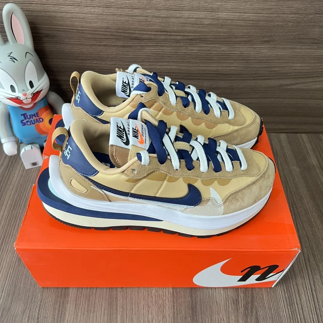 Discounted Sacai x Nike VaporWaffle Shoes