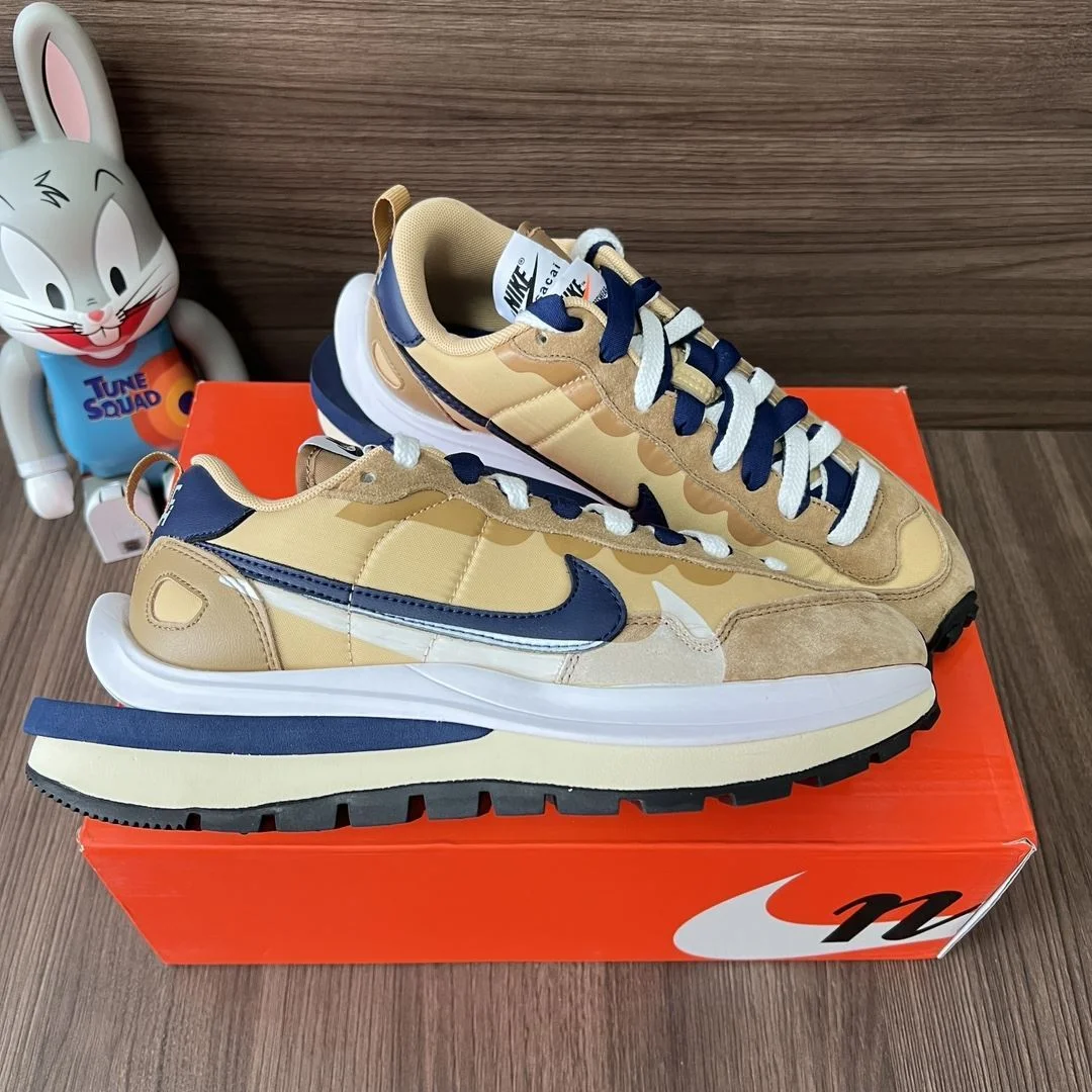 Discounted Sacai x Nike VaporWaffle Shoes