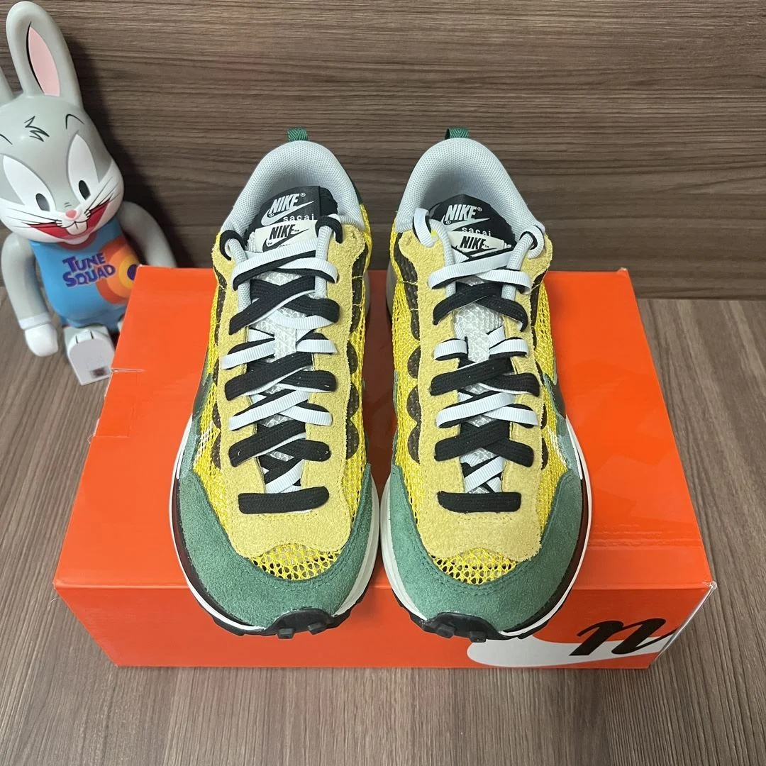 OEM Sacai x Nike VaporWaffle Shoes