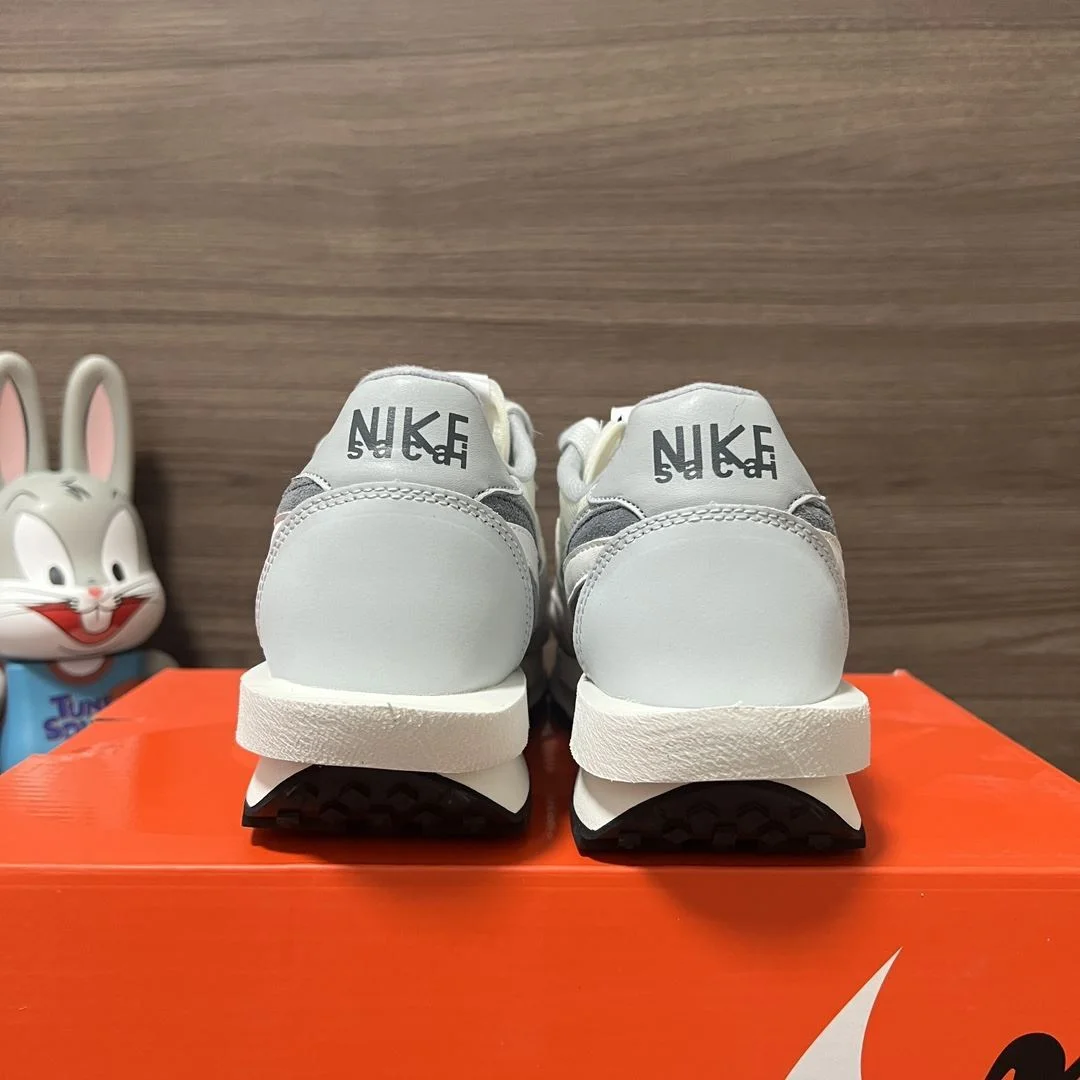 Accurate model Sacai x Nike VaporWaffle Shoes