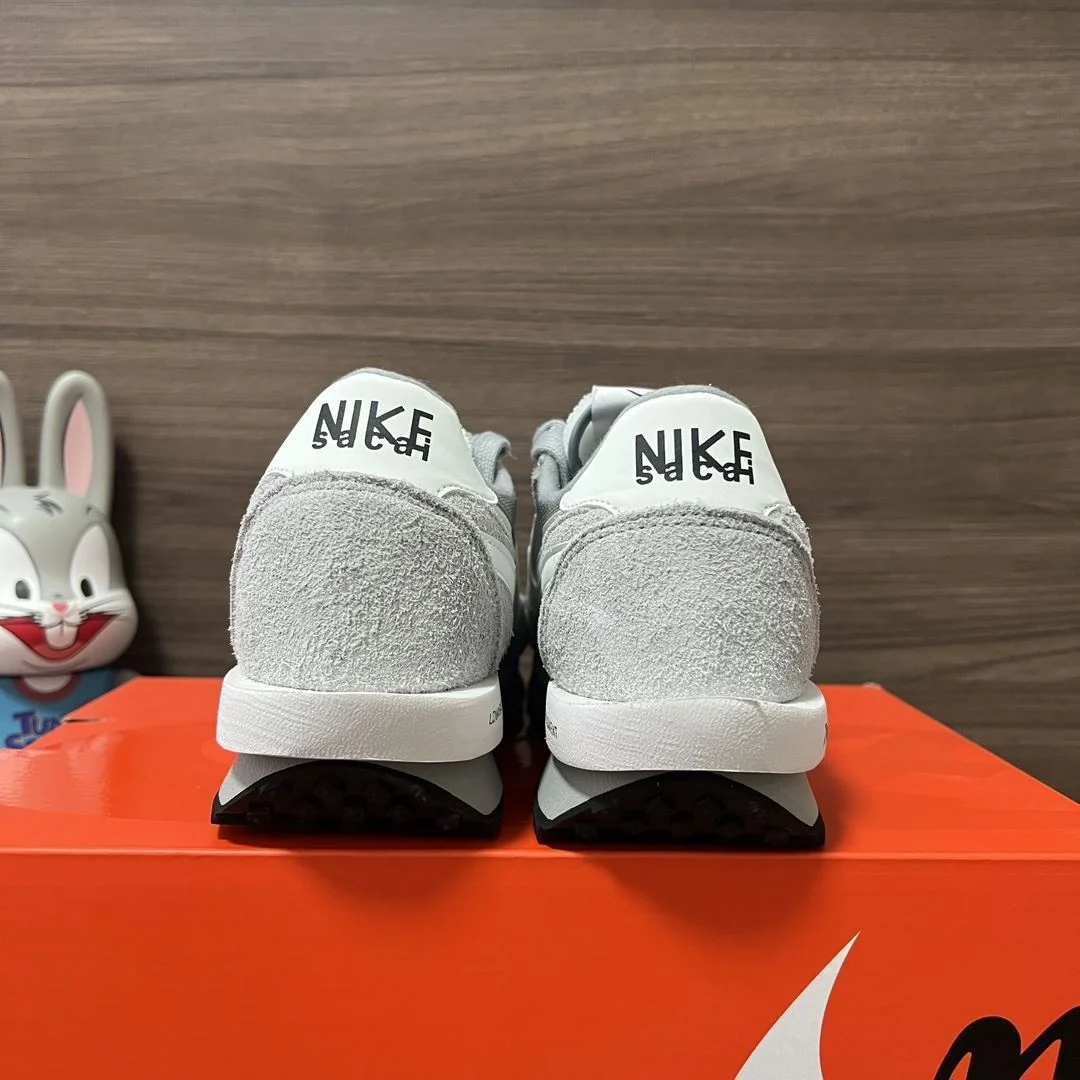 Budget-friendly Sacai x Nike VaporWaffle Shoes