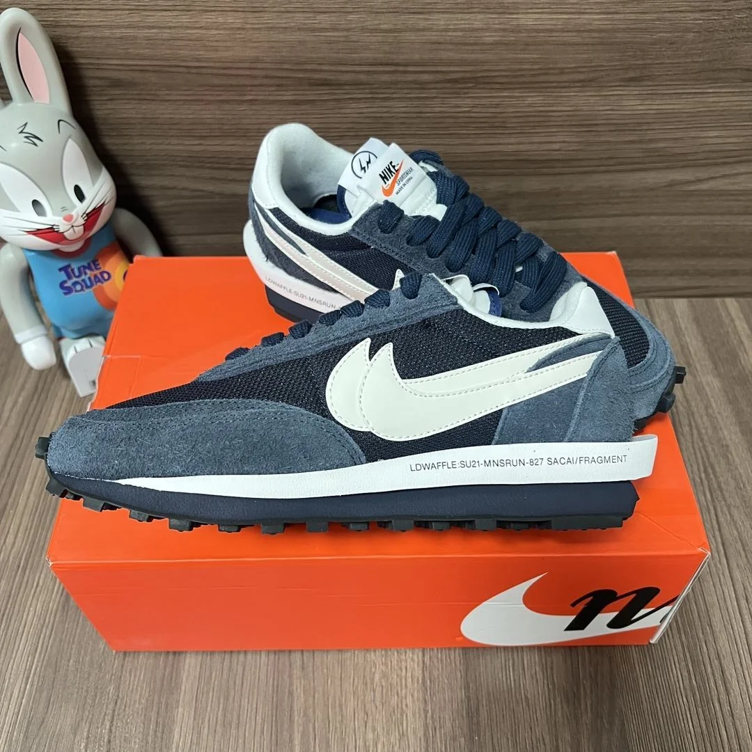 Discounted Sacai x Nike VaporWaffle Shoes