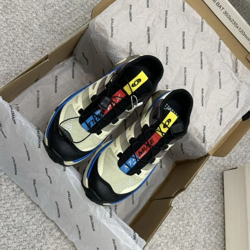 Top match Salomon Sandals