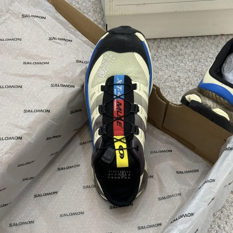 Top match Salomon Sandals