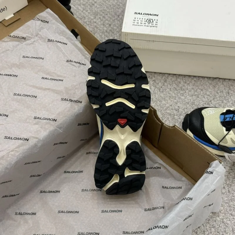 Top match Salomon Sandals