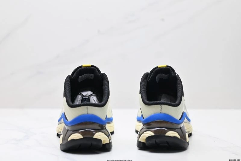 Top match Salomon Sandals
