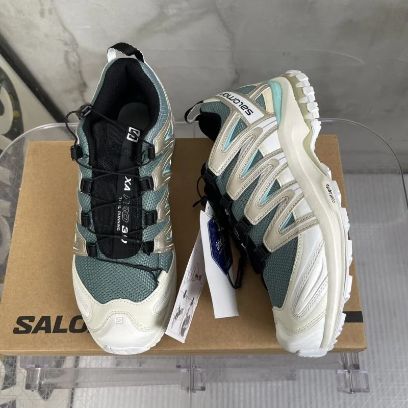 Bargain Salomon Shoes