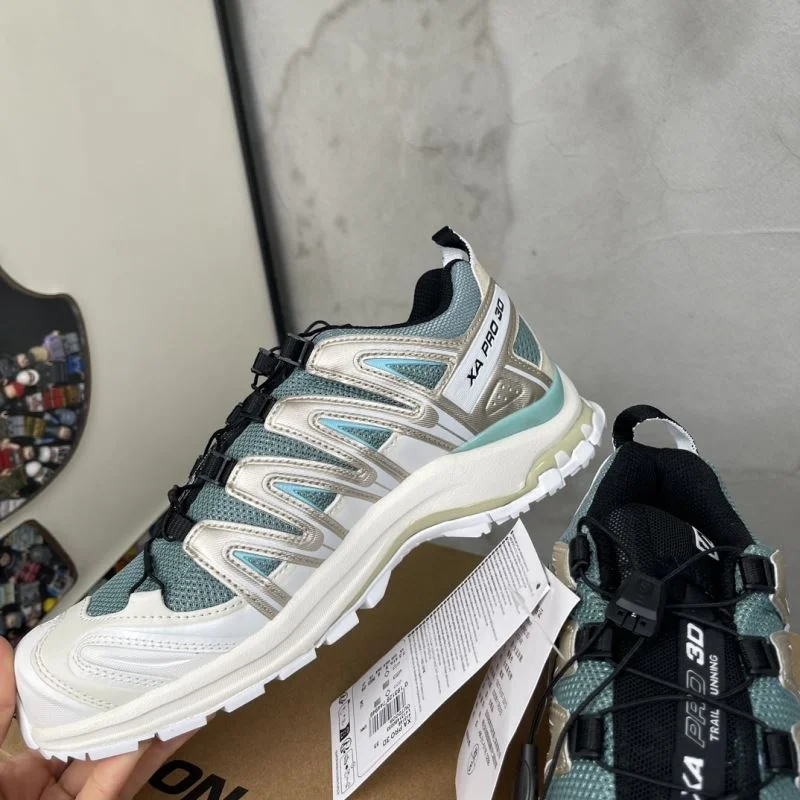 Bargain Salomon Shoes