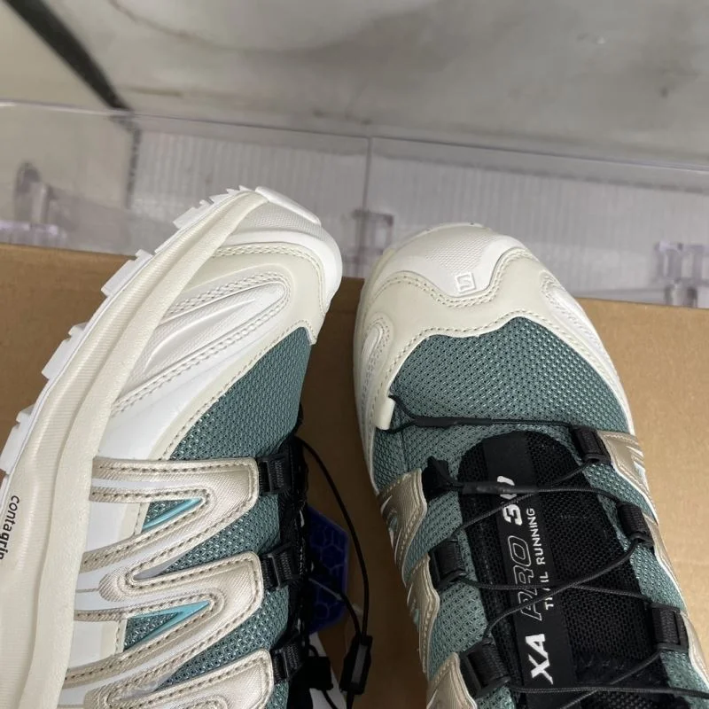 Bargain Salomon Shoes