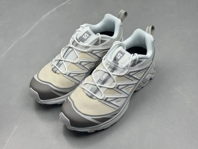 Top match Salomon Shoes