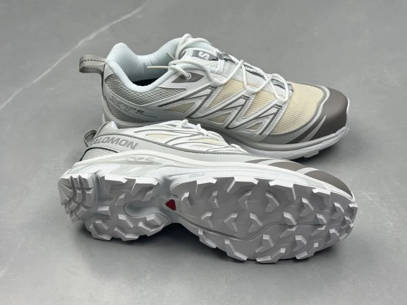 Top match Salomon Shoes