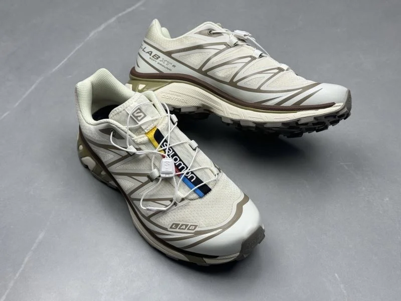 Top mirror Salomon Shoes