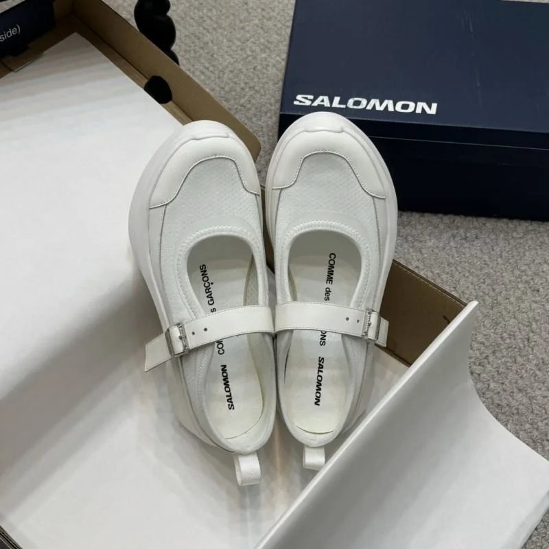 Reasonably priced Salomon Shoes