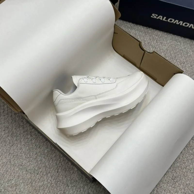 Reasonably priced Salomon Shoes