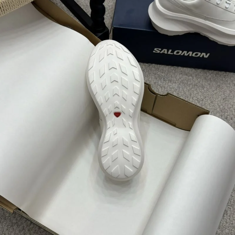 Reasonably priced Salomon Shoes
