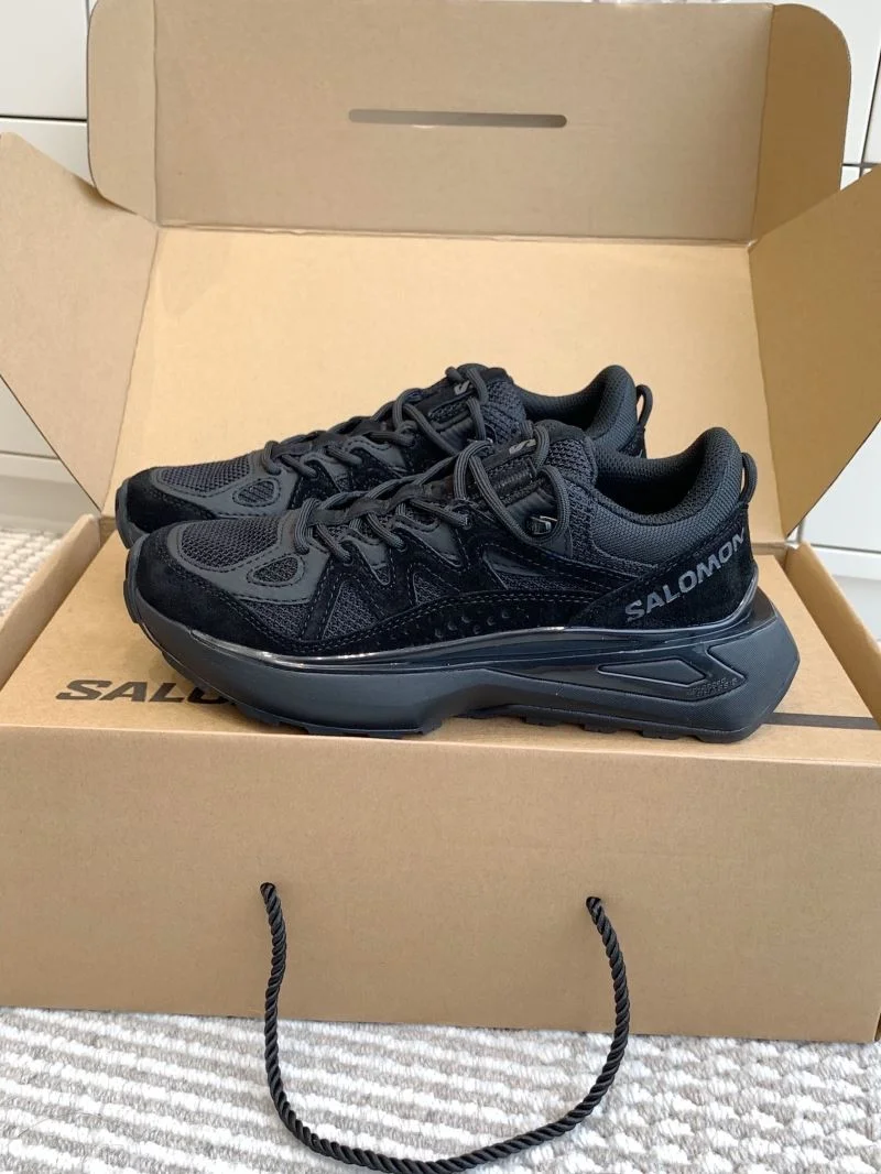 Exact replica Salomon Shoes