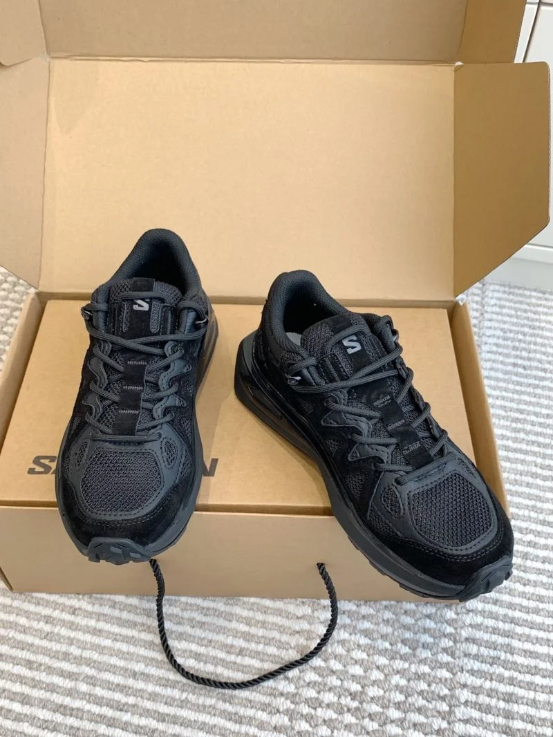 Exact replica Salomon Shoes