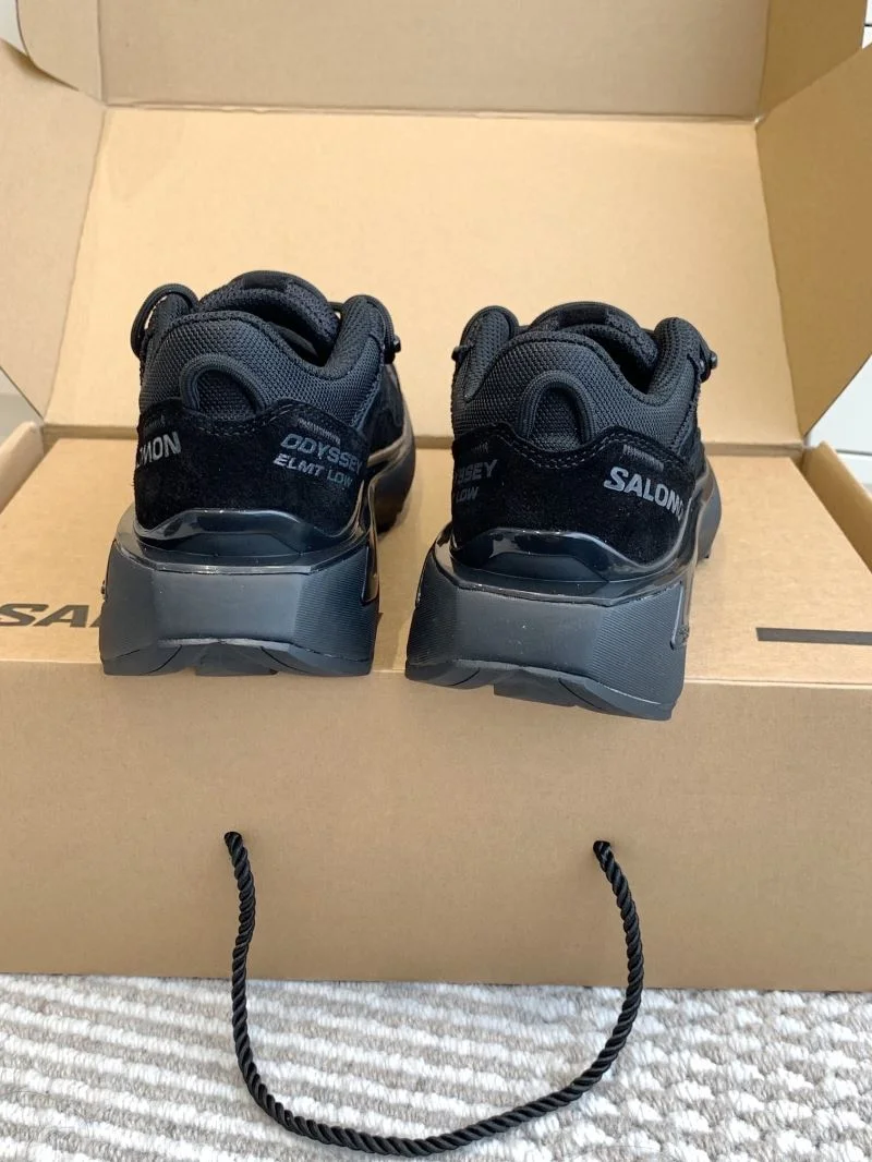 Exact replica Salomon Shoes