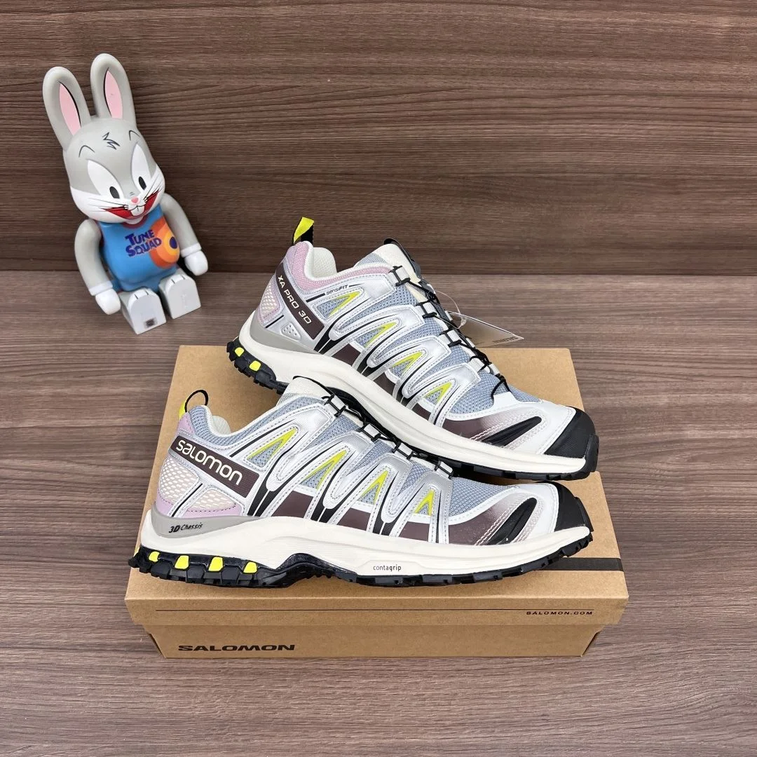 Exact replica Salomon Shoes