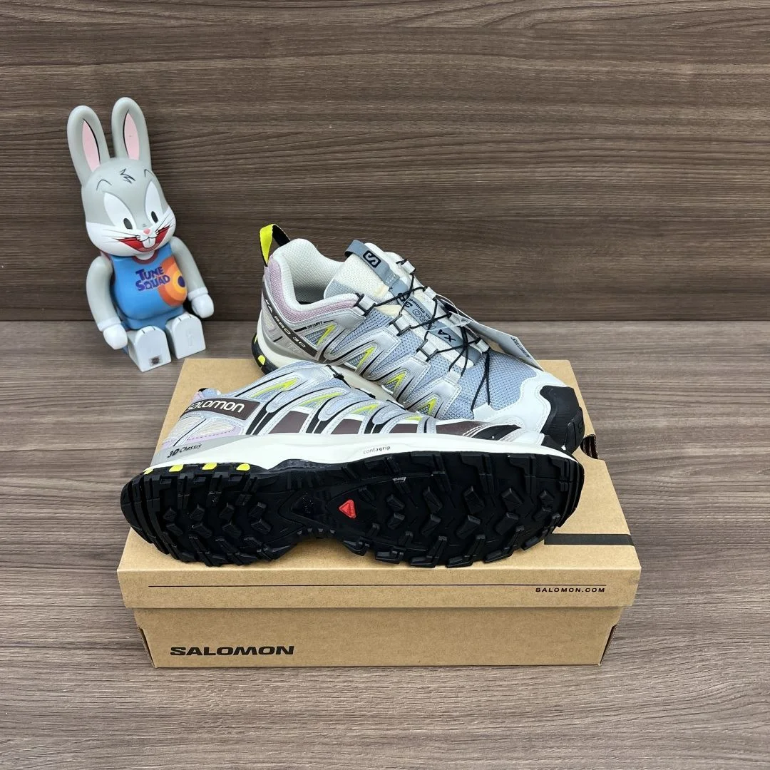 Exact replica Salomon Shoes