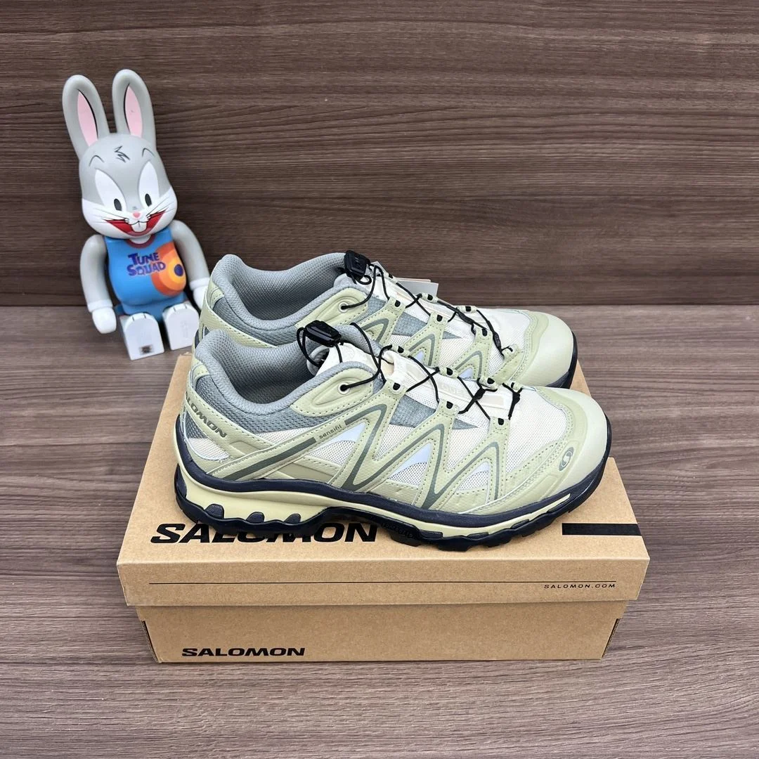 Top mirror Salomon Shoes
