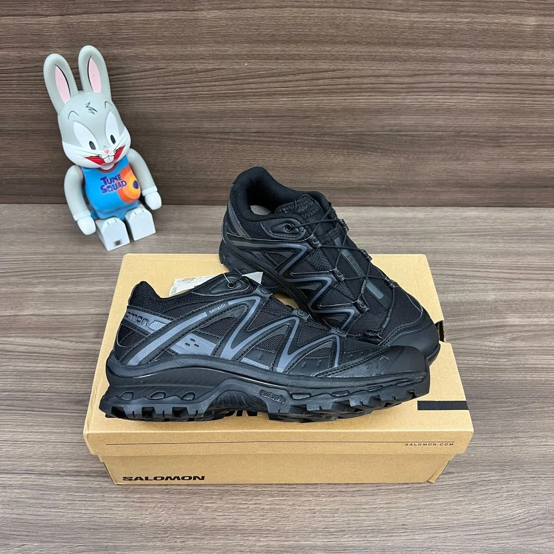 Reasonably priced Salomon Shoes